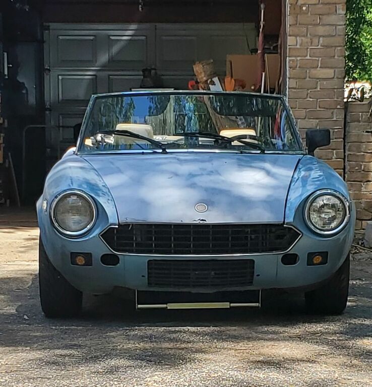 Fahrzeugregister: CS0/2000 - ZFA124CS008188654 | Fiat 124 Spider Club e.V.