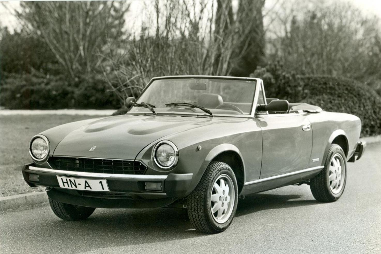 Fiat Spider CS2 / CS0 / Limited Edition | Fiat 124 Spider Club e.V.